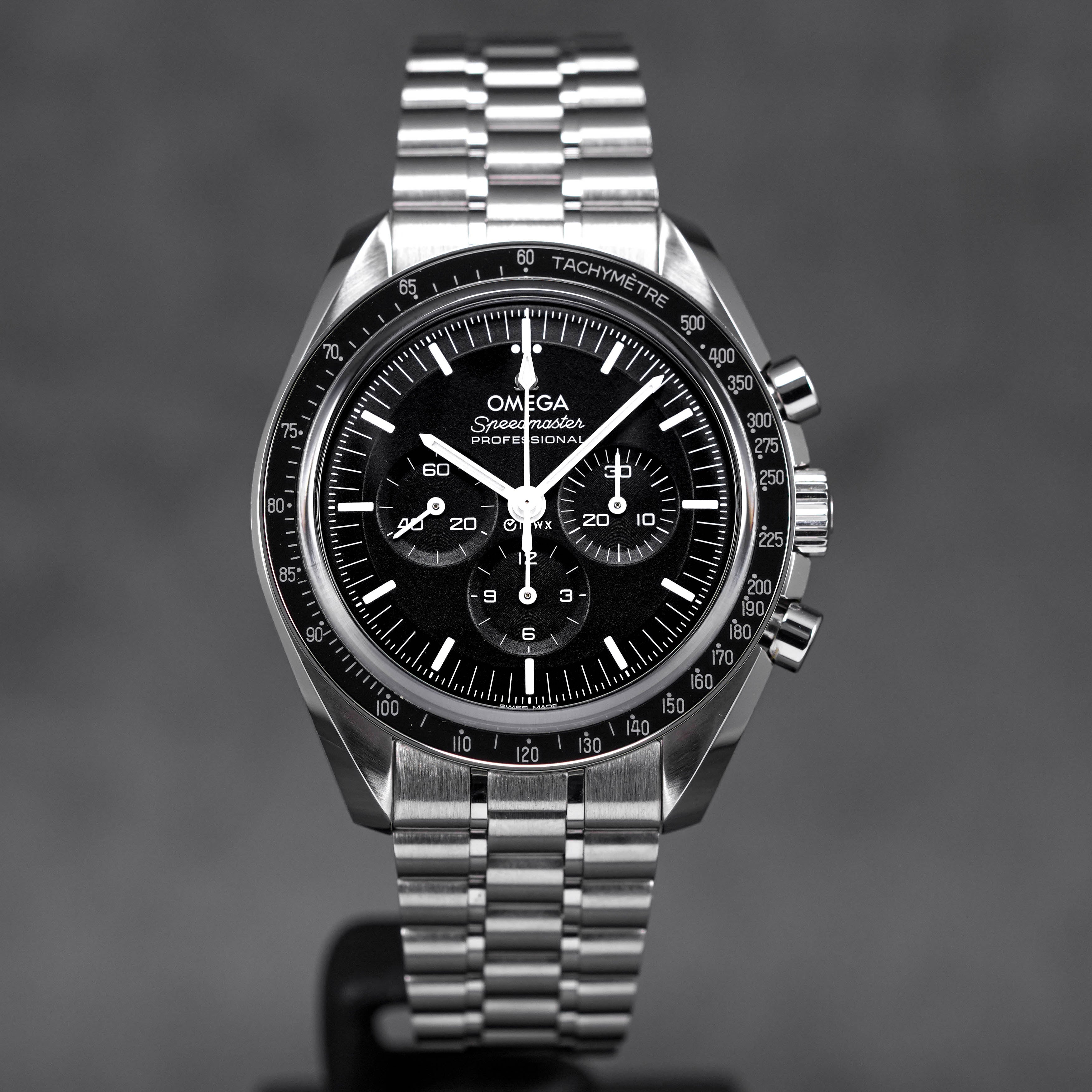 OMEGA SPEEDMASTER MOONWATCH SAPPHIRE (2023) - IDWX
