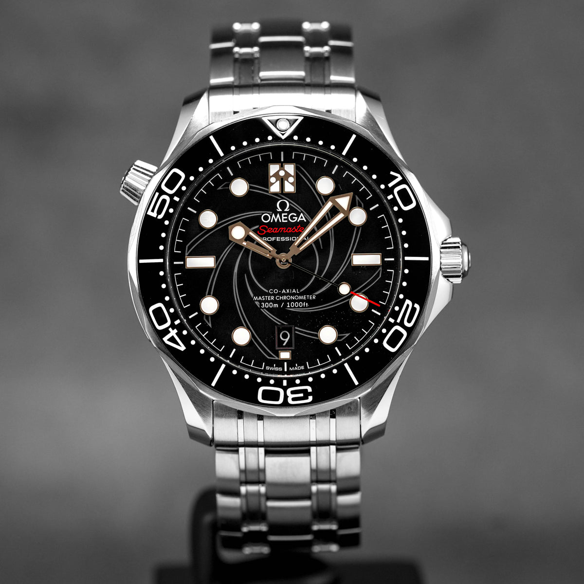 OMEGA SEAMASTER DIVER 300 'JAMES BOND 50TH ANNIVERSARY' LIMITED EDITION ...