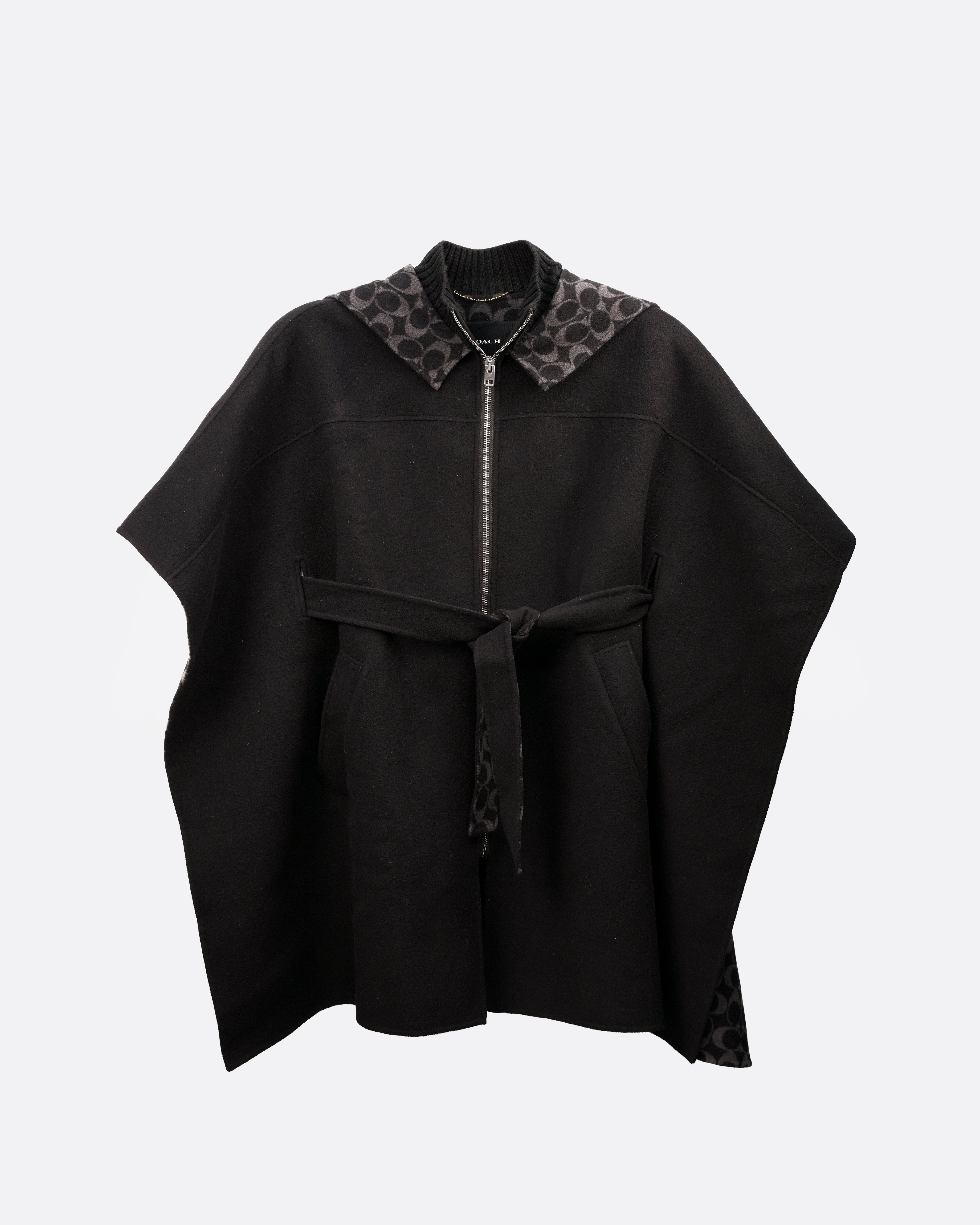 COACH SIGNATURE WOOL PONCHO SIZE M/L BLACK CAPE - IDWX