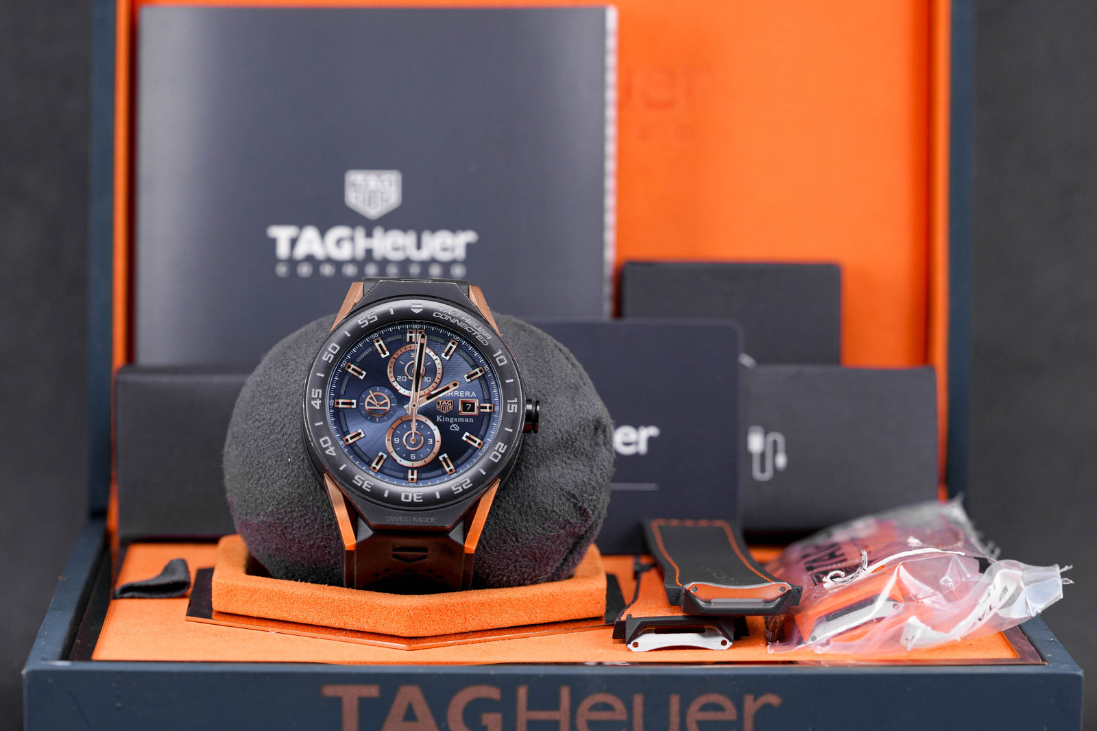 TAG HEUER CONNECTED MODULAR 45MM 'KINGSMAN SPECIAL EDITION' (2017) - IDWX